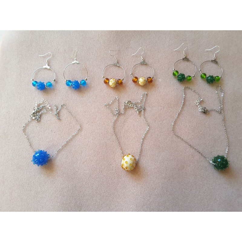 Michèle Potier, artisan verrier à la flamme, expose à la Fontaine Aux ...