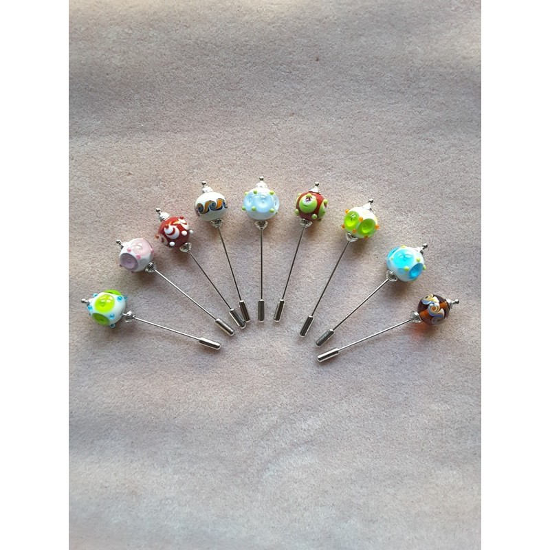 Michèle Potier, artisan verrier à la flamme, expose à la Fontaine Aux ...